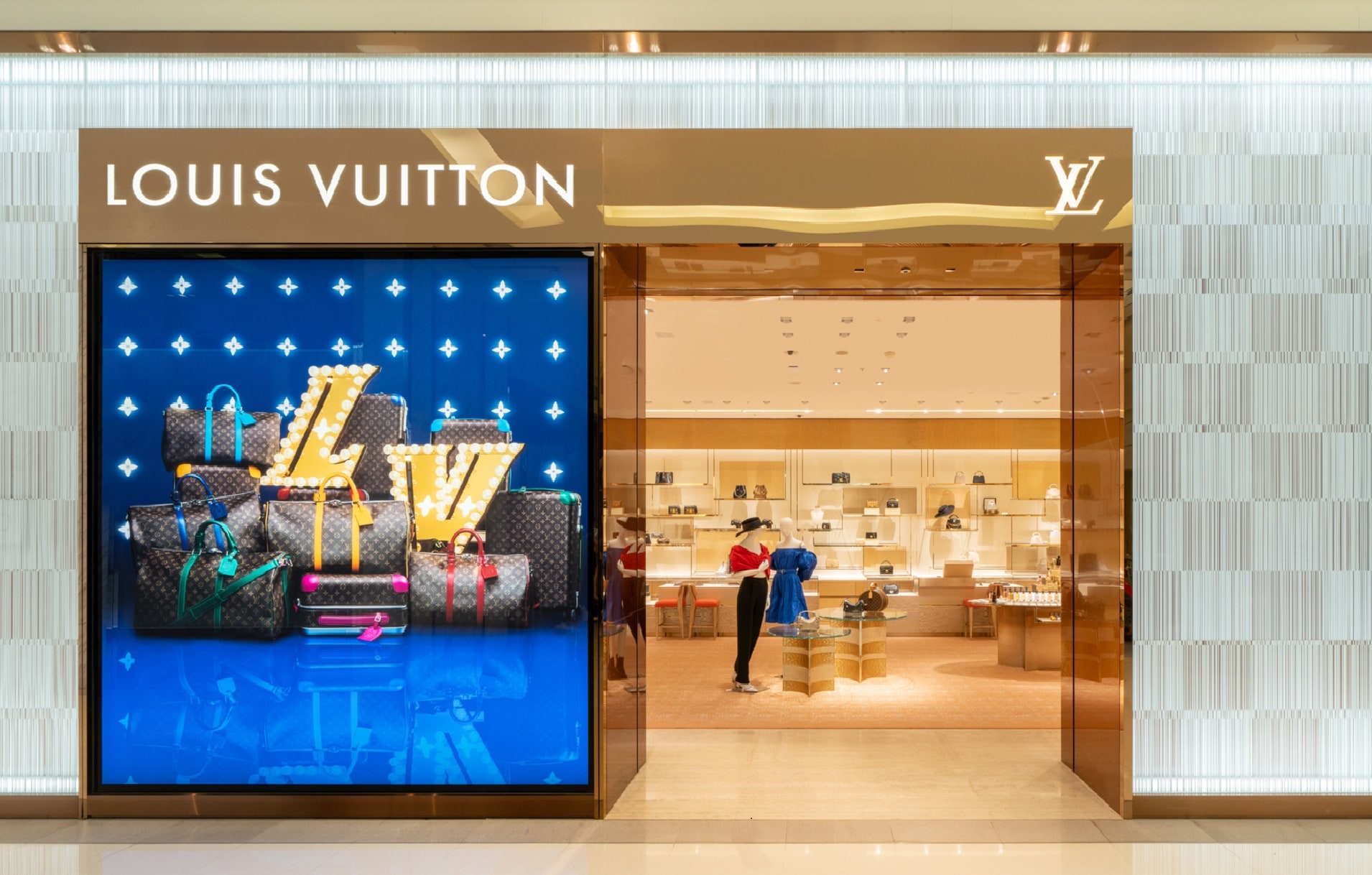 Louis Vuitton Taipei Sogo Fuxing Store in Taipei, Taiwan | LOUIS VUITTON